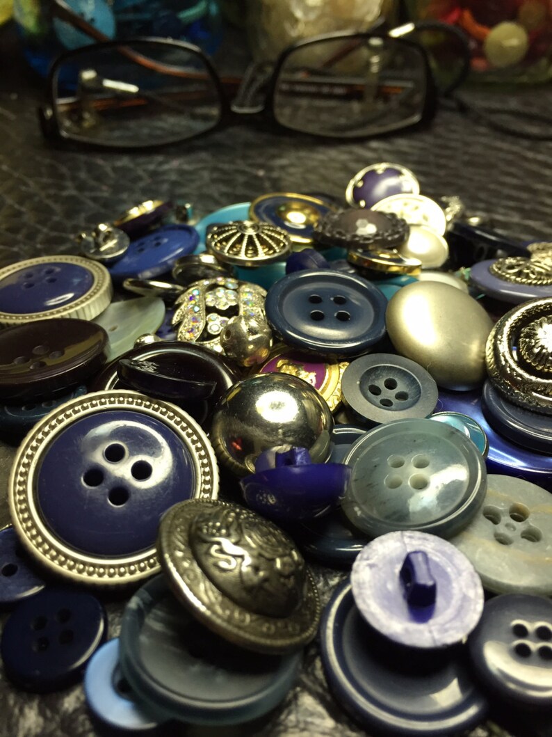 Custom Made Vintage Buttons Bracelet - YOU Select the Colors and ...