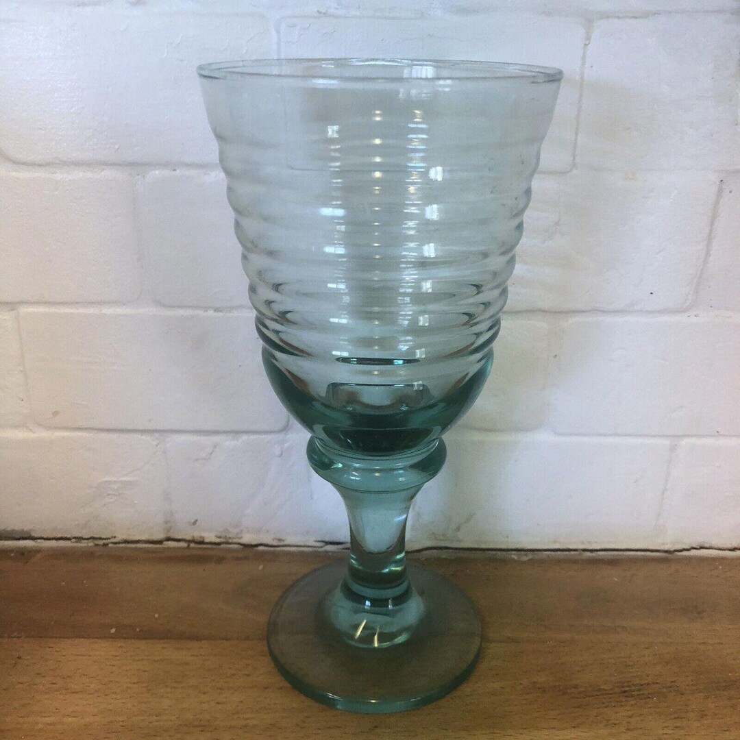 LIBBEY Vintage 90s Sirrus Spanish Green Glass Water/wine Goblets - Etsy