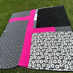 Handmade Monochrome Quilt Black/ White/ Gray/ Floral 82”x102” - Etsy