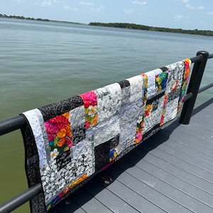 Handmade Monochrome Quilt Black/ White/ Gray/ Floral 82”x102” - Etsy