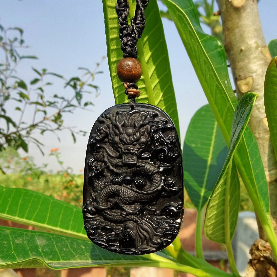 Obsidian Black Dragon Macrame Pendant Necklace - Etsy