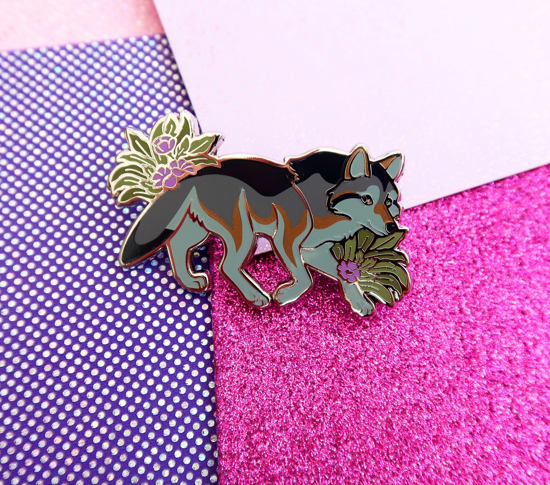 Grey Wolf Enamel Pin Animal Art Nature Zoology Creature Fantasy Wild Life Design - Etsy
