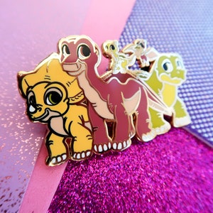 LBT Gang Dinosaurs Enamel Pin Littlefoot Cera Ducky Petrie Spike Great ...