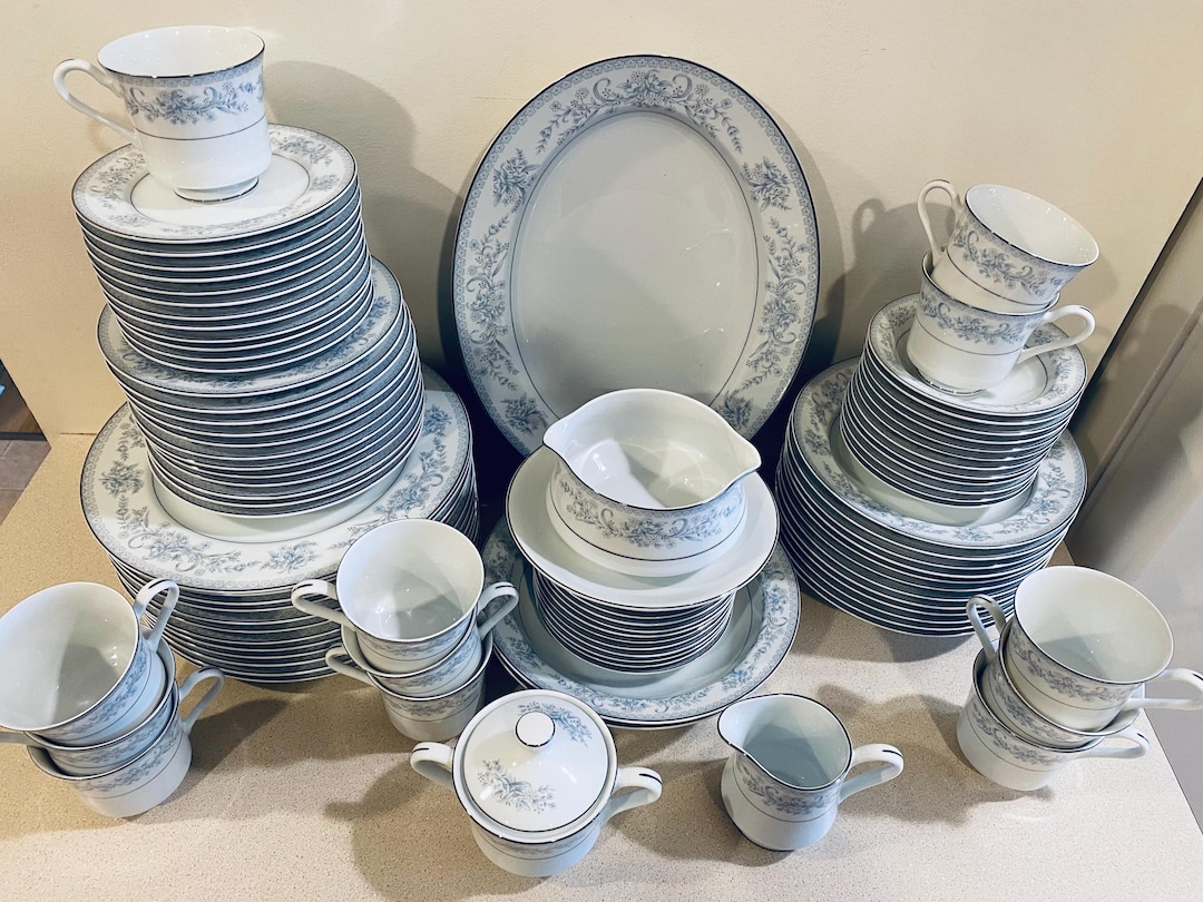 Vintage Mikasa Fine China Dresden Rose Dinnerware China Set for 12 ...