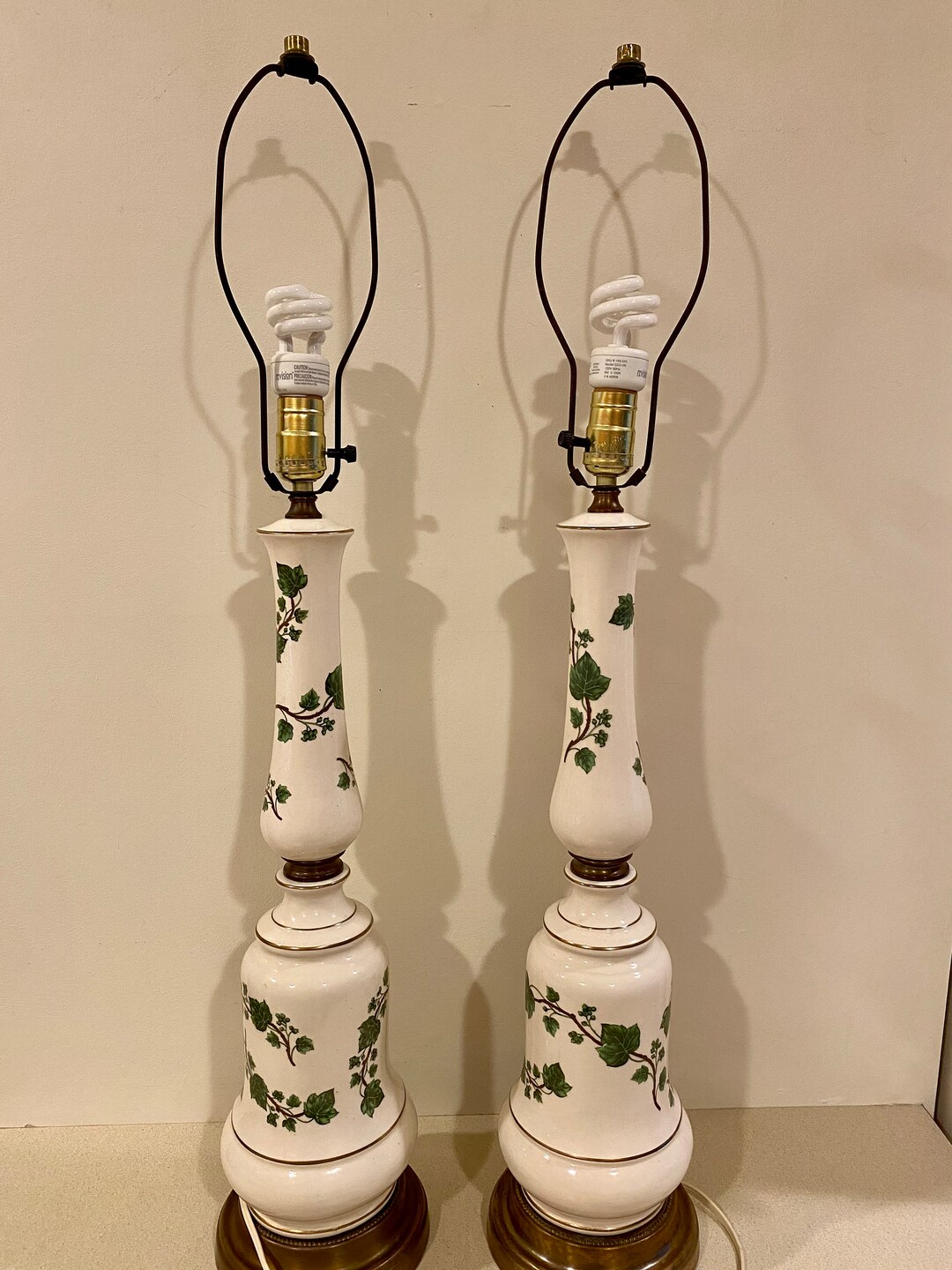 Pair of Antique Leviton Hand Painted Green Ivy Porcelain Lamps Brass ...