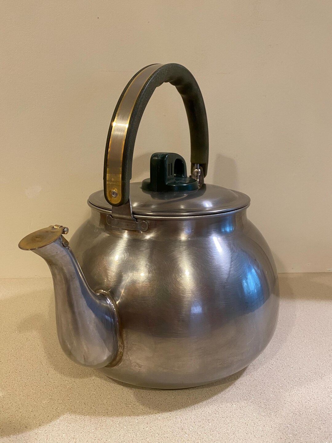 Extra Large Vintage Aluminum Tea Kettle 12.5"h 14"w 2 Gallons (32 Cups ...