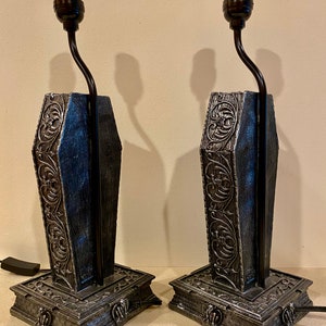 Halloween Pair of Zakos Dark Dawning Vampire in the Coffin Black Table ...