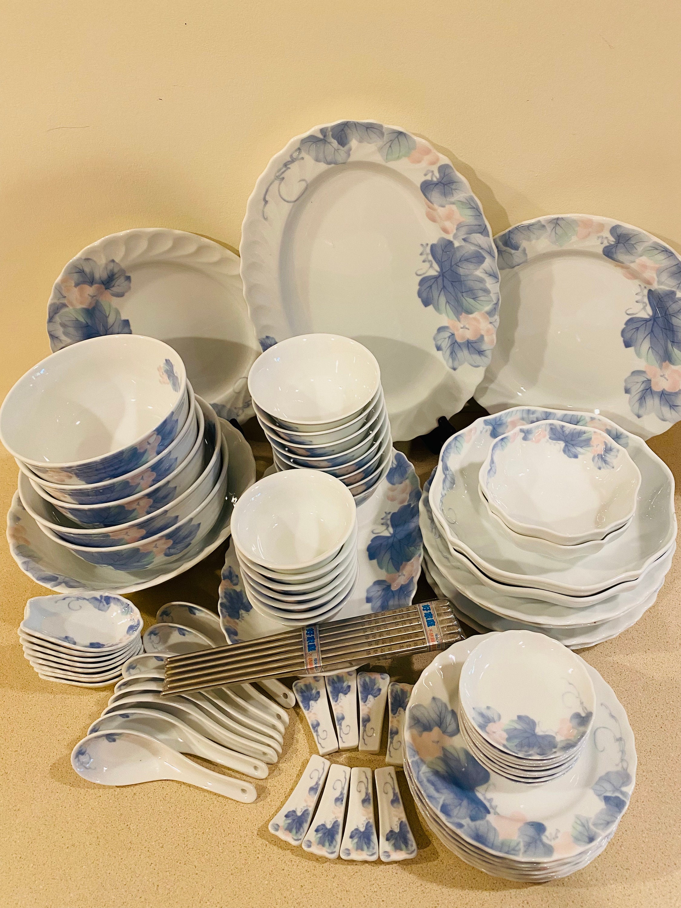 Chinese Porcelain Dinnerware China Set White and Blue 73 Pcs Plus 12 ...