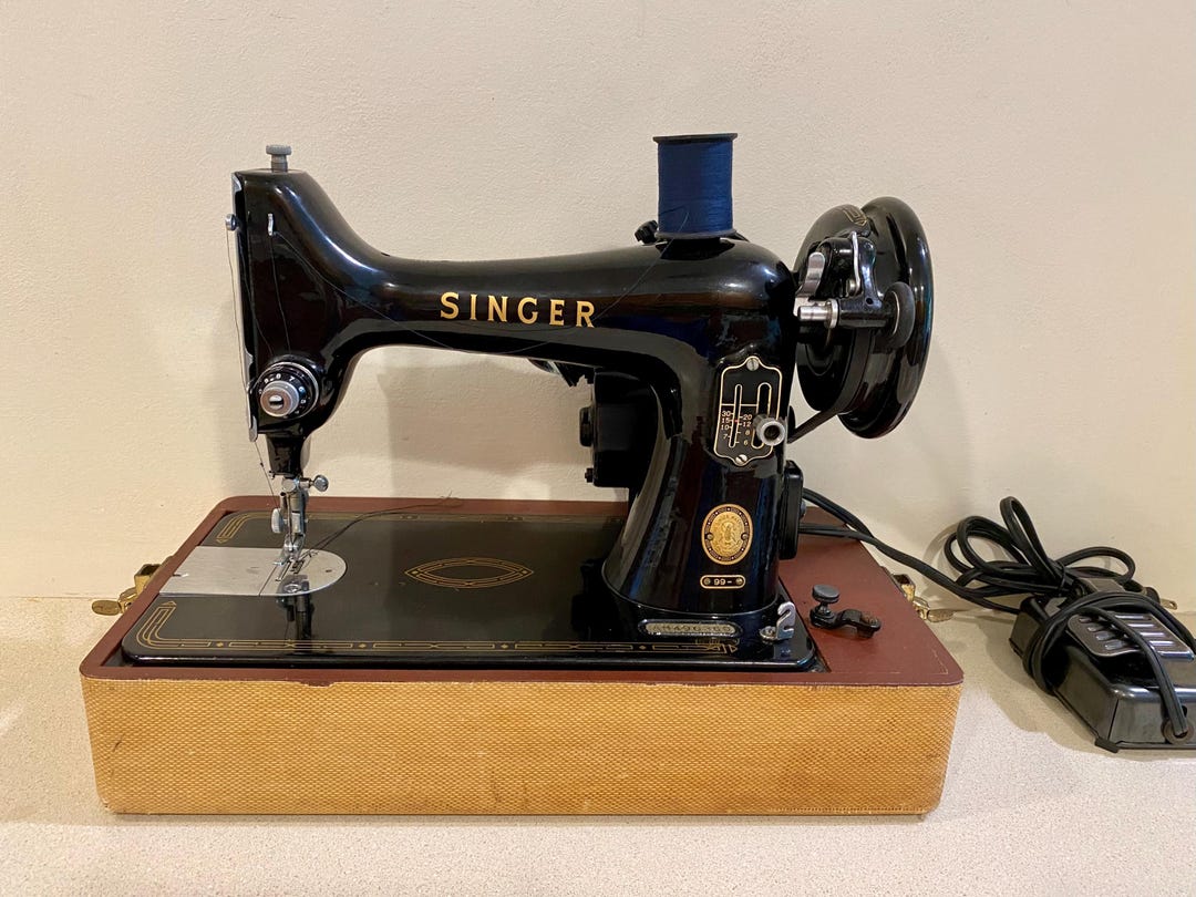 Vintage Singer Sewing Machine 1950s Electric Portable W/case - Etsy