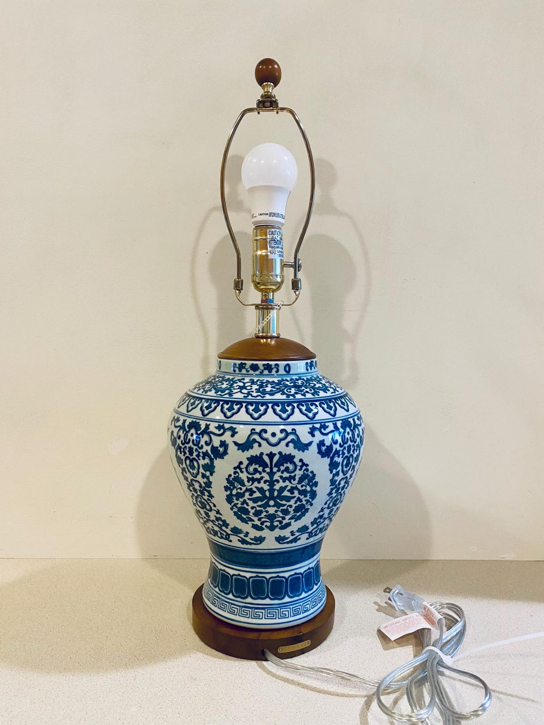 Ralph Lauren Porcelain & Wood Table Lamp 24"h 11'L 9"w Chinoiserie Blue ...