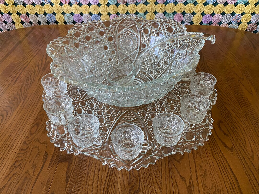 LE Smith Glass DAISY & BUTTON 15-piece Punch Bowl Set - Etsy