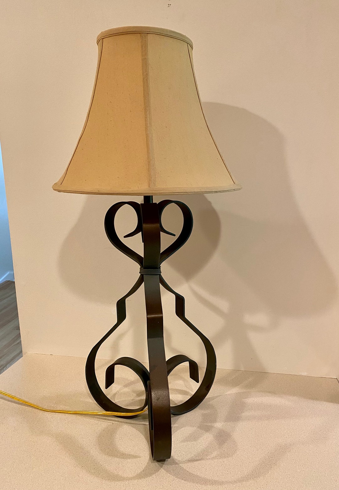 Vintage Cast Iron Scroll Design Table Lamp and Shade 31.5" Tall - Etsy