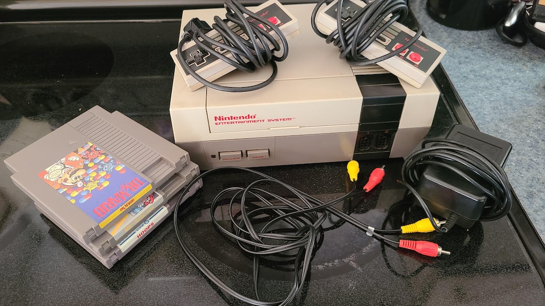Vintage Original Nintendo NES Video Game System Bundle, Original Video ...