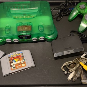 Vintage Original Nintendo N64 Video Game Complete JUNGLE GREEN System ...
