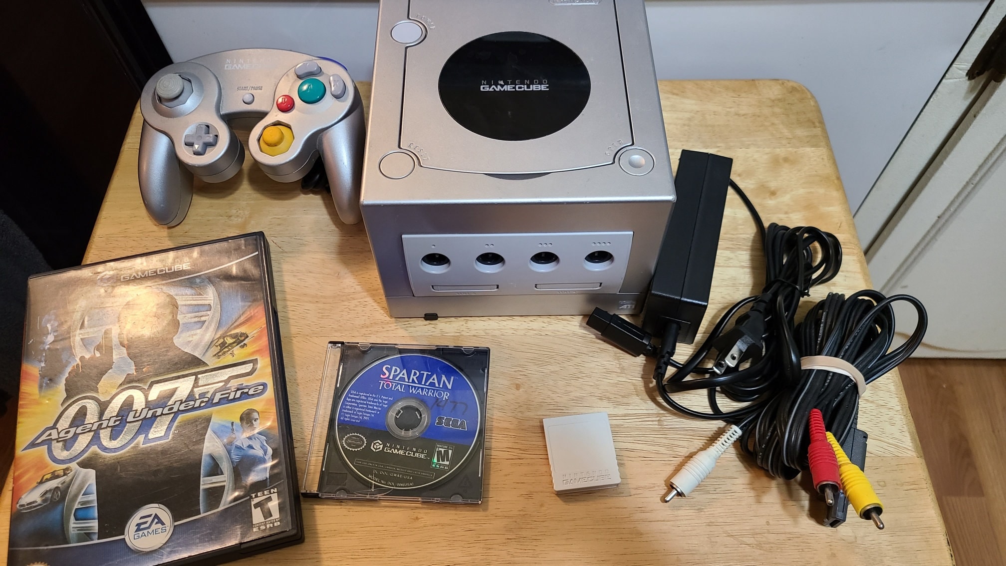 discount buy online store 18k Nintendo GameCube DOL-001 in Platinum ...