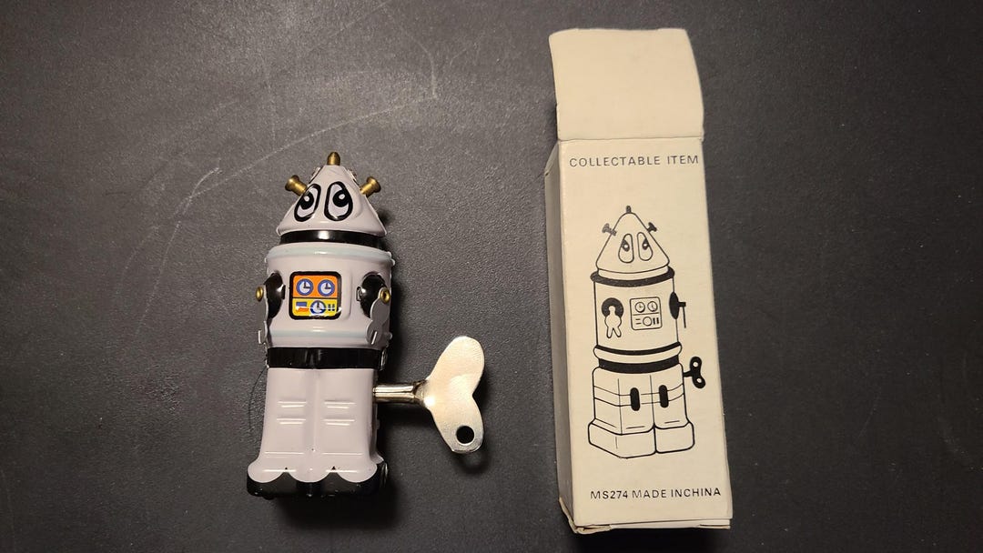 Vintage Tin Wind-up Robot Toy MS274 - Etsy