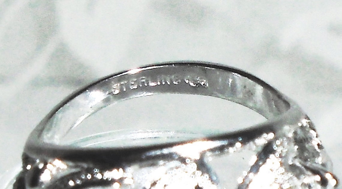 Vintage UNCAS Dome Ring 1950s Rhinestone Ring Sterling - Etsy