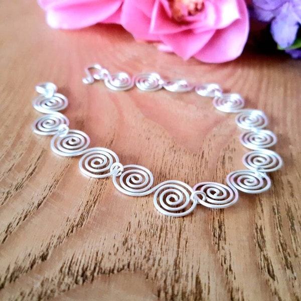 Spiral Bracelet - Etsy