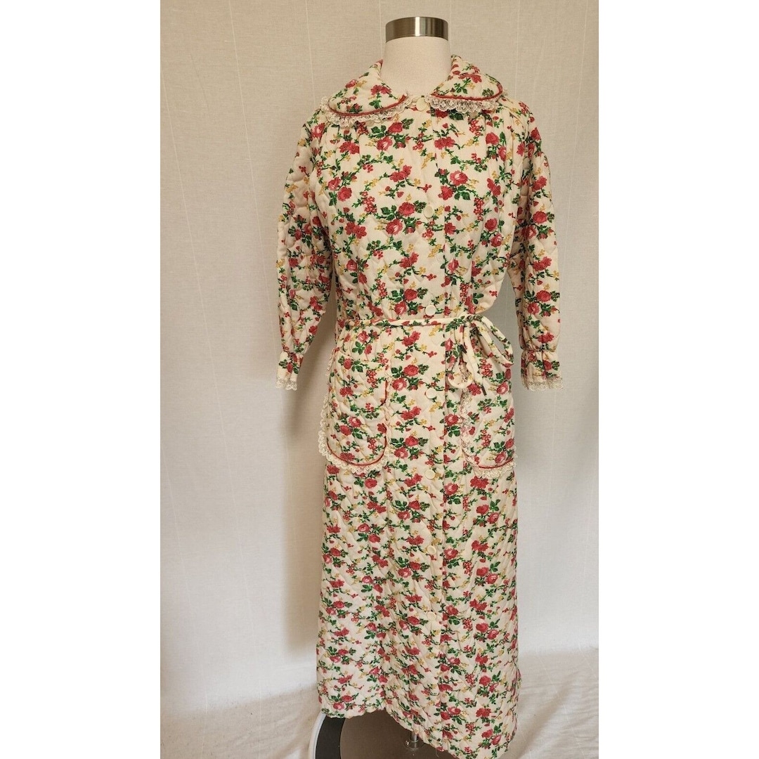 1970s /80s Womens Vintage Quilted Robe Button Front Floral Print With ...