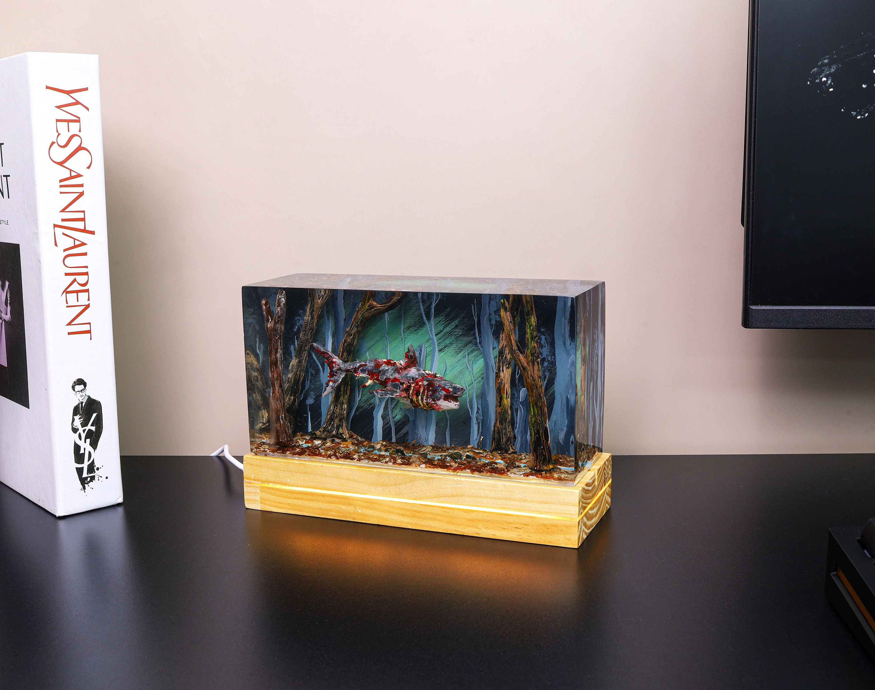 Shark Vs Kraken Fight Diorama Megalodon Hunting Ocean Theme Epoxy Lamp ...