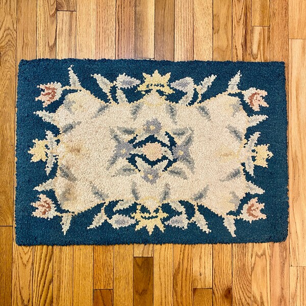 Antique Hand Hooked Rug - Etsy
