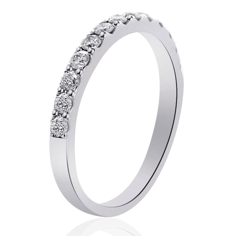 0.30 Carat Round Brilliant Cut Diamond Wedding Band in 14K White Gold ...
