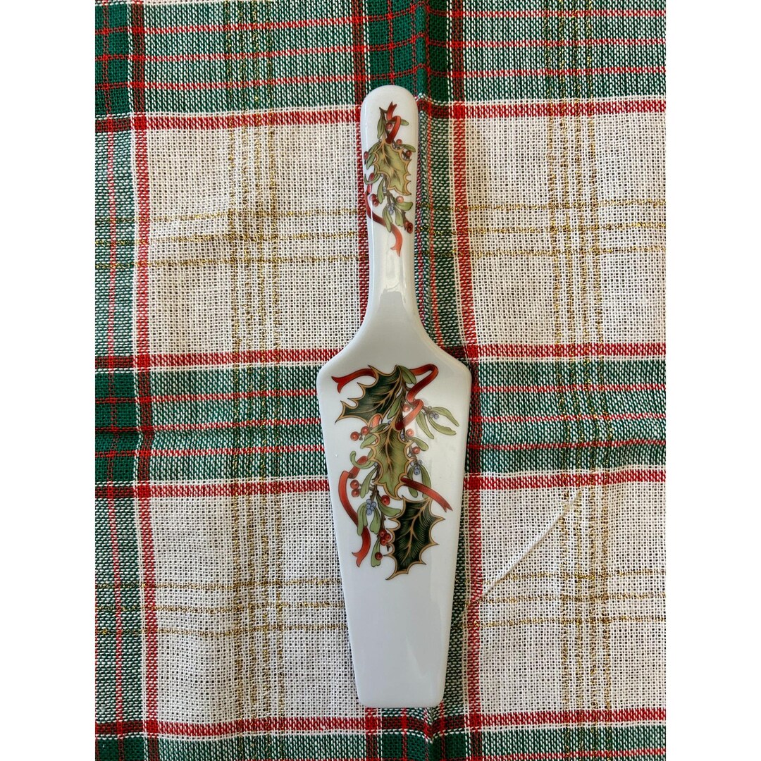 Vintage Christmas Garland Ceramic Cake Server Andrea by Sadek Holly ...