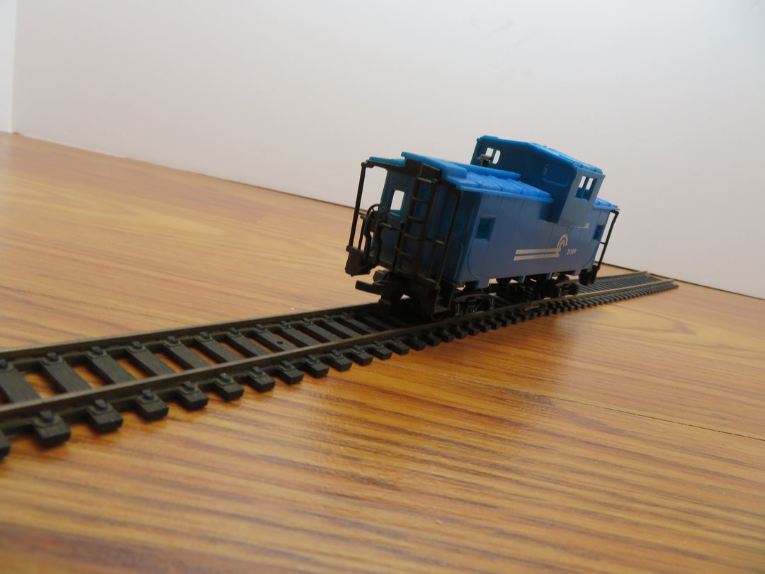 P 282 HO Model Power 1980 Conrail 21109 Caboose Great Shape - Etsy