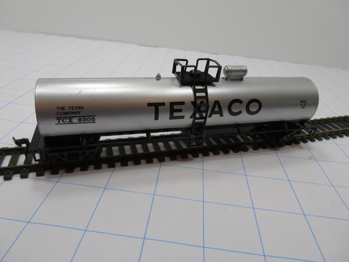 MH 124 HO Mehano Texaco Tank Car 6305 Brand New RARE | Etsy