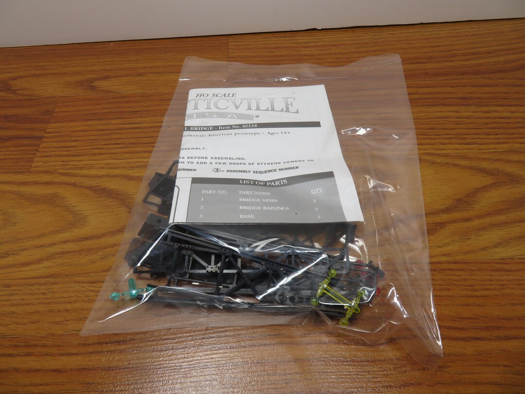 T 253 HO Bachmann Signal Bridge #45134 Brand New Old Stock - Etsy