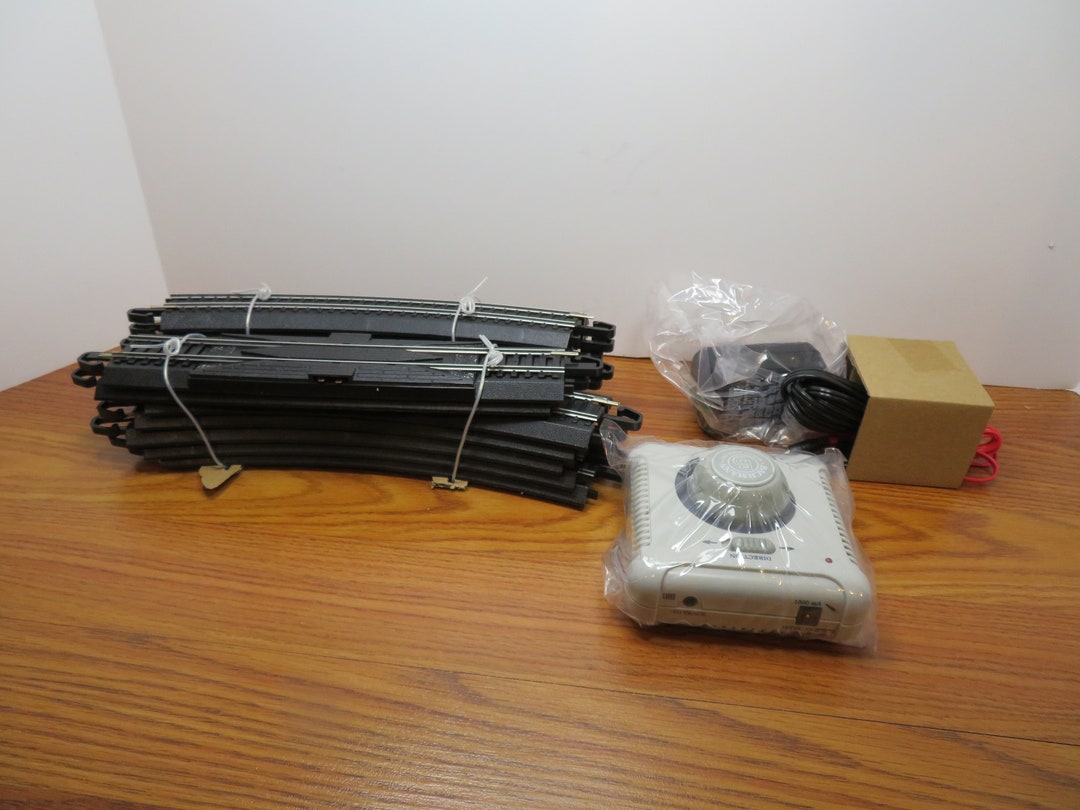 T 5 HO Bachmann Transformer # 44211 & EZ Track (12) 18R Curves (2 ...