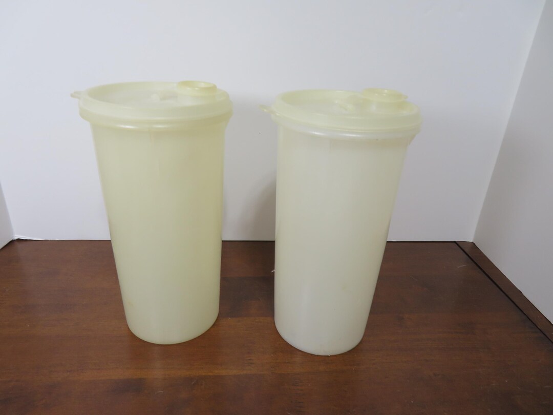F 266 Vintage 1980 Tupperware Set of (2) Pitchers Medium Size Great ...