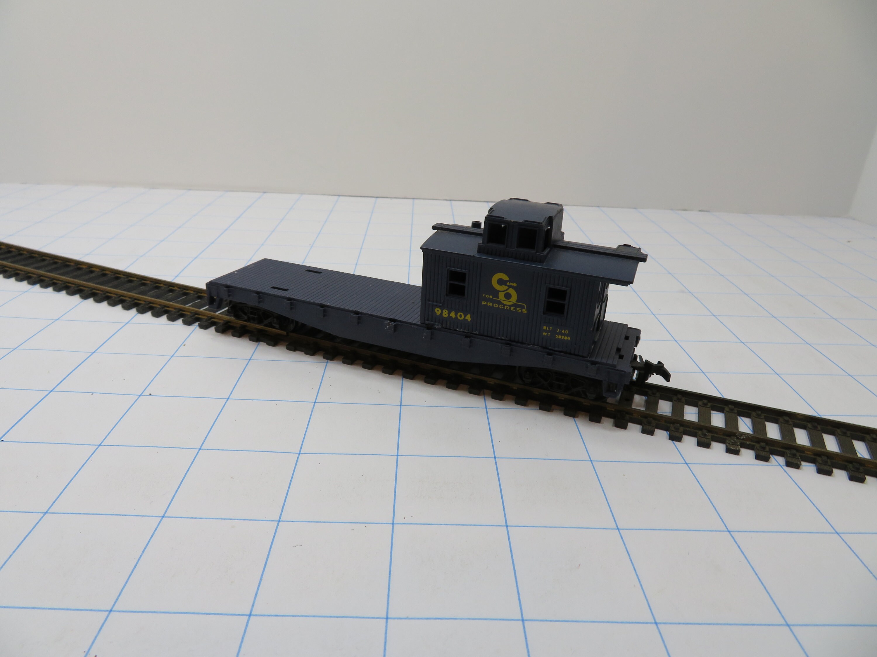 H 93 HO Work Caboose C O 98404 h-93-ho-work-caboose-c-o-98404