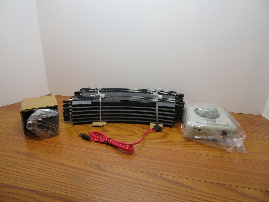 T 14 HO Bachmann Transformer # 44211 & EZ Track (12) 18R Curves New Old ...