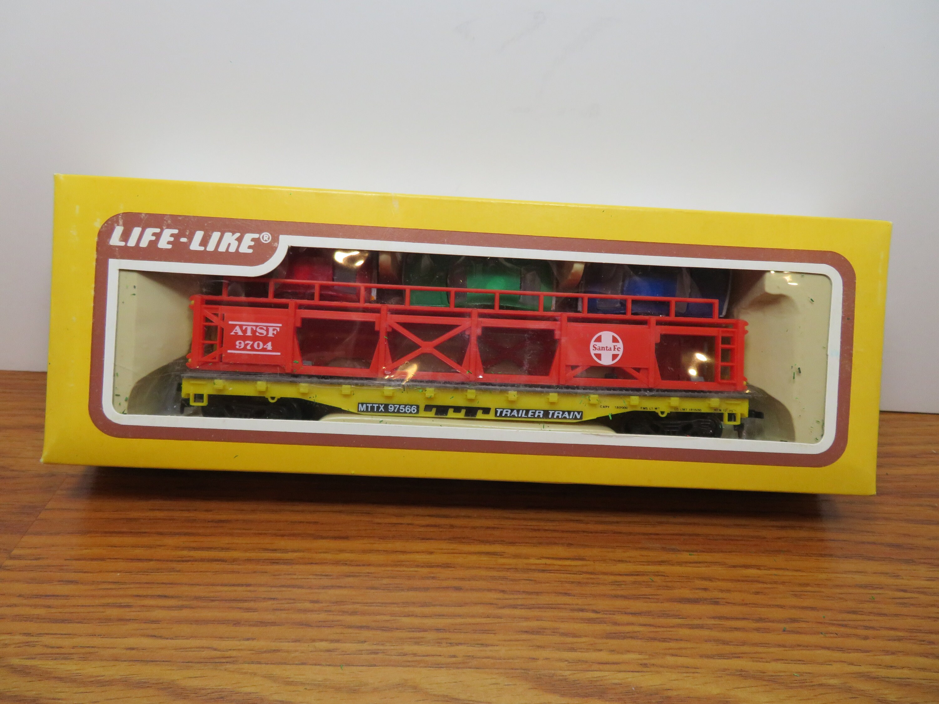 MH 907 HO Life-Like Railroad Train Car Hauler With Cars Mttx 97566 ATSF 9704 Brand New Old Stock ...