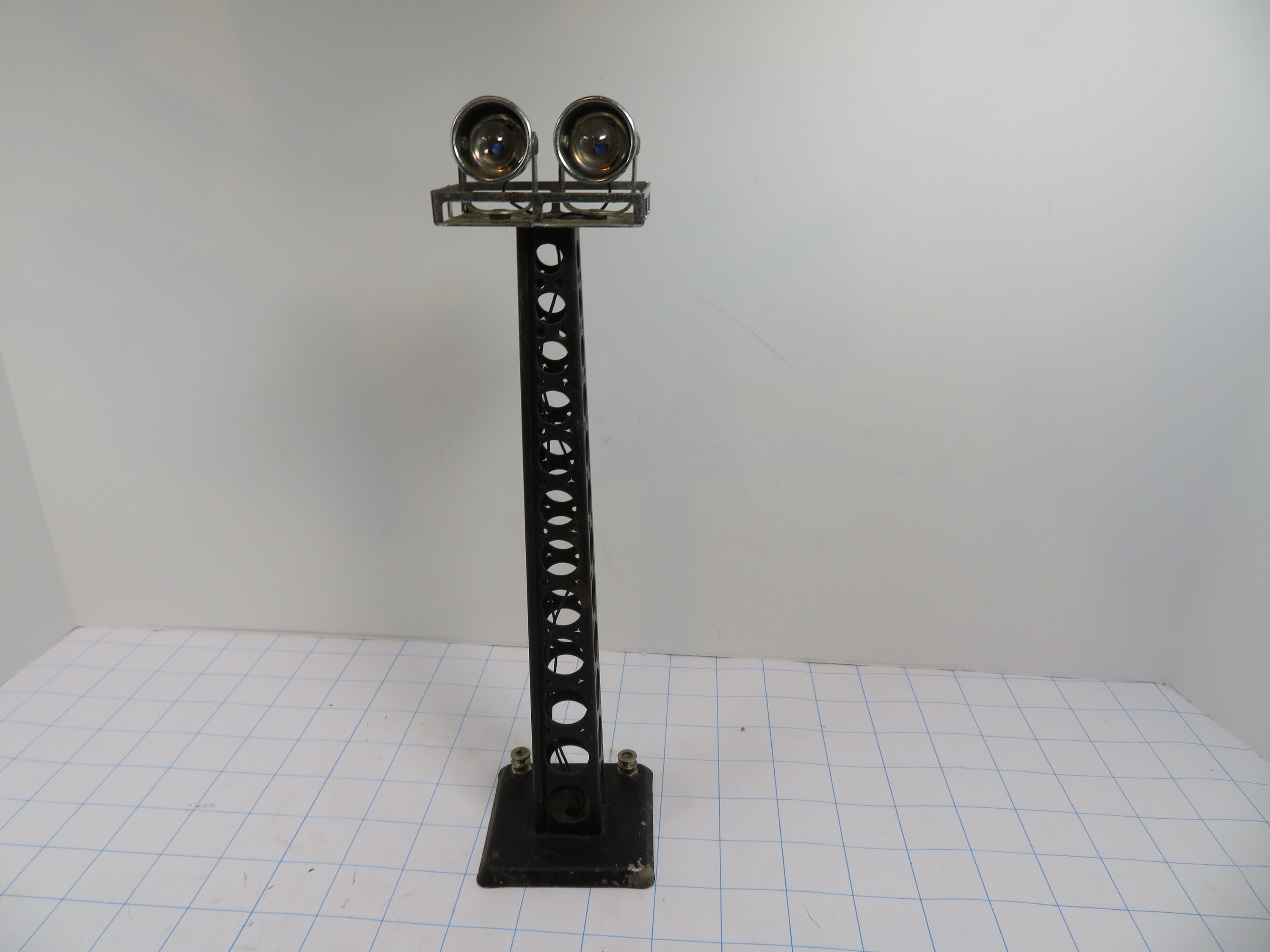 MH 694 O Gauge Marx Railyard Light Tower Post War 11 1/2 - Etsy