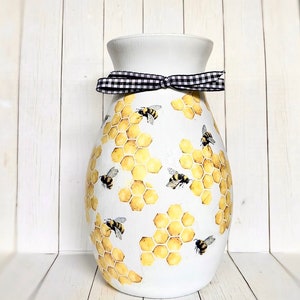 Honey Bee Glass Vase, Honey Bee Decor, Rustic Farmhouse Vase, Vase Decor, Honeycomb Vase, Bee ...