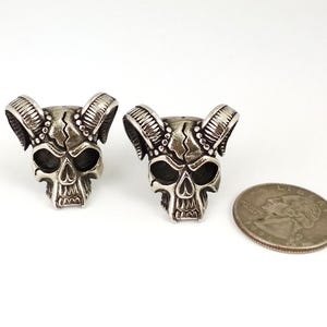 Skull Horns Motorcycle License Plate Bolts - Gothic Biker Tag Fasteners ...