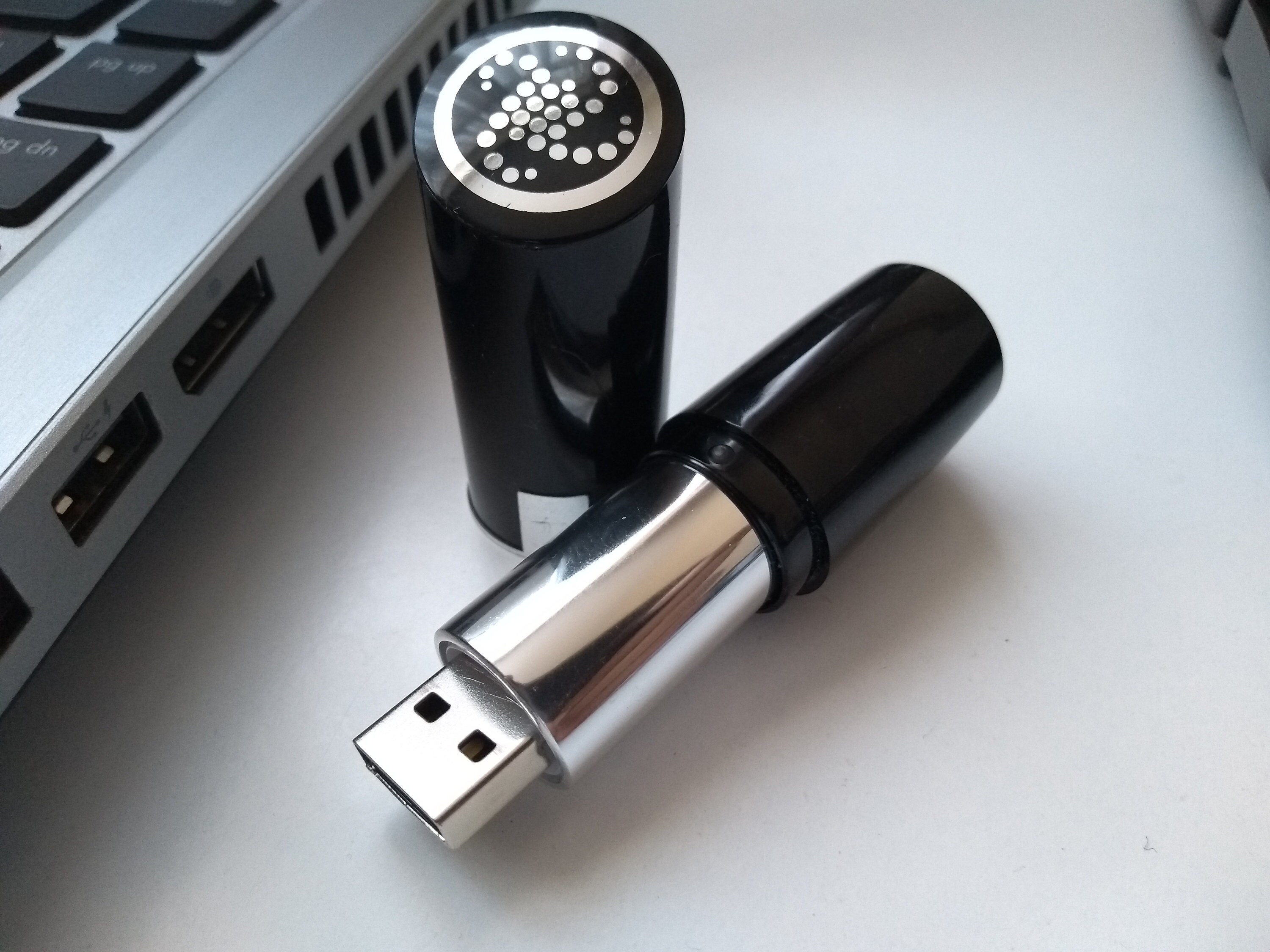 Lip Stick Flash Drive Retractable USB Drive 32 GB - Etsy