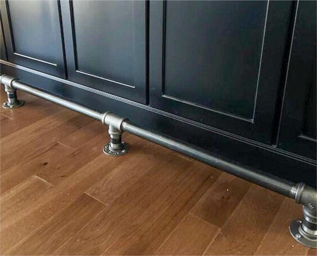 Authentic Industrial Iron Pipe Bar Foot Rail– 1-1/4” Pipe, Lengths- 48 ...