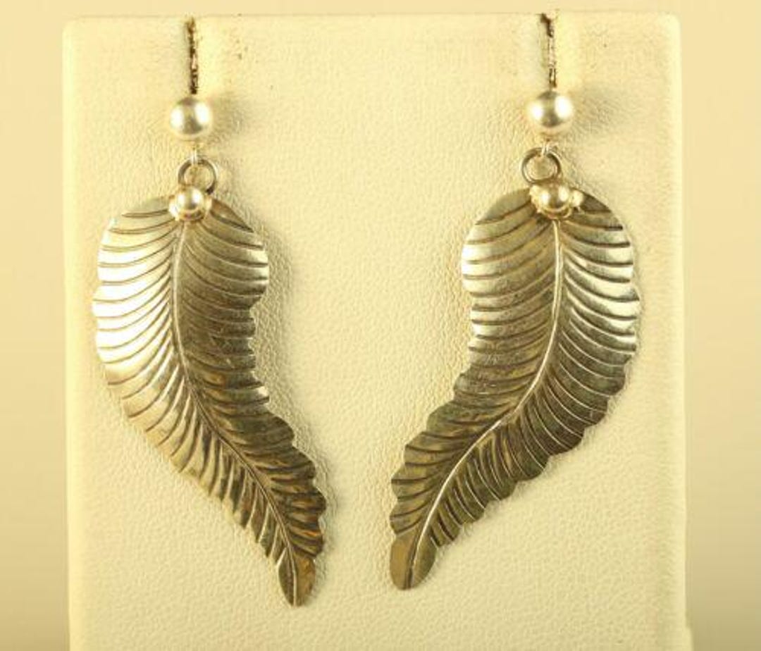 Vintage Sterling Silver Native American Sam Arviso Feather Leaf Stud ...