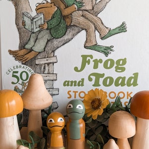 Frog and Toad Peg Dolls - Etsy