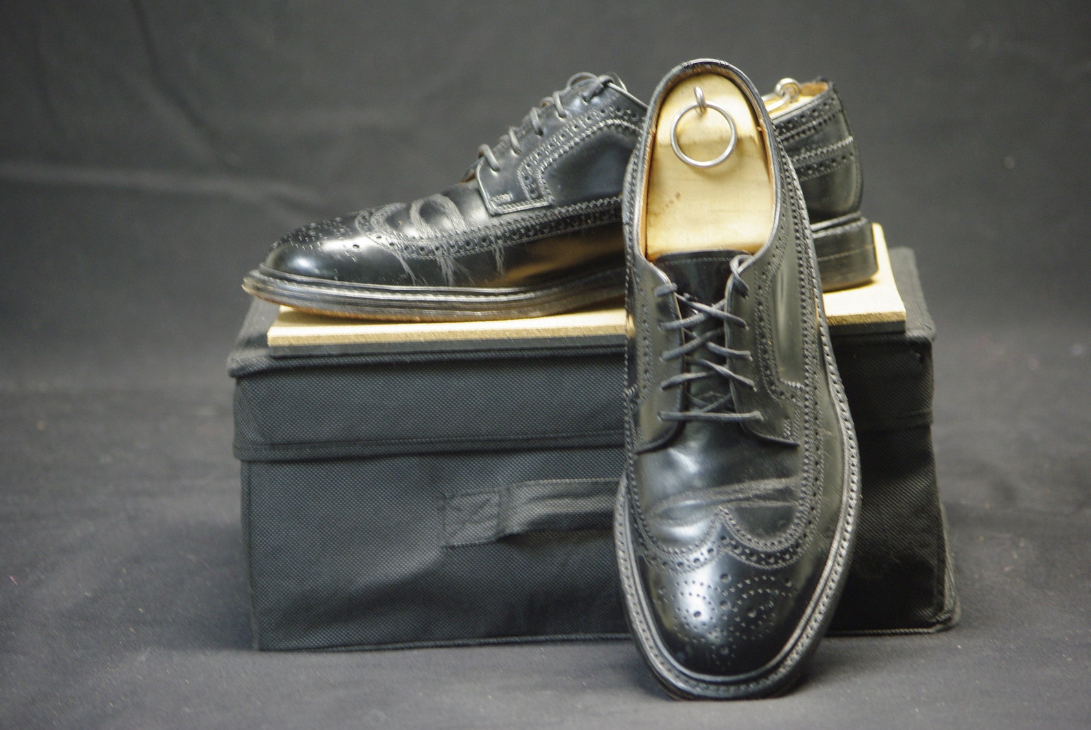 Men's Black Leather Shoes, Bostonian Classics Wing Tip, Brogue, Wooden ...