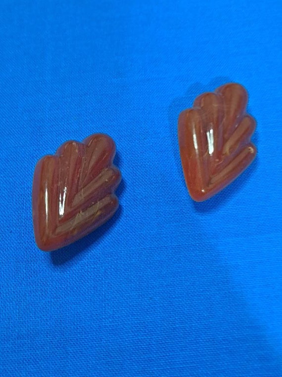 vintage 1960s molded plastic - Gem