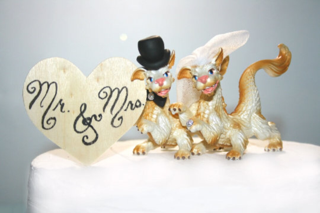 Dragon Cake Topper; Gold Wedding Cake Topper; Dragon Bride and Grooms ...