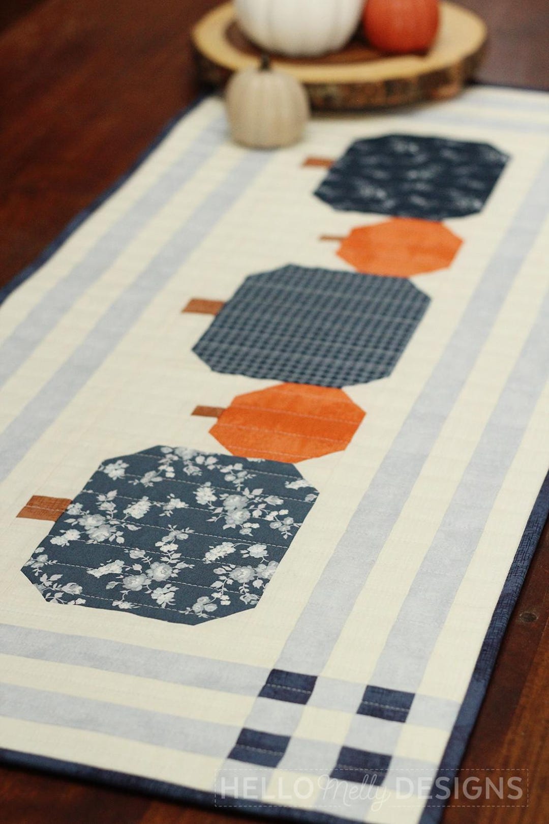 Gingham Pumpkins Table Runner Pattern PDF - Etsy