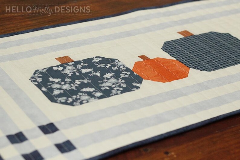 Gingham Pumpkins Table Runner Pattern PDF - Etsy