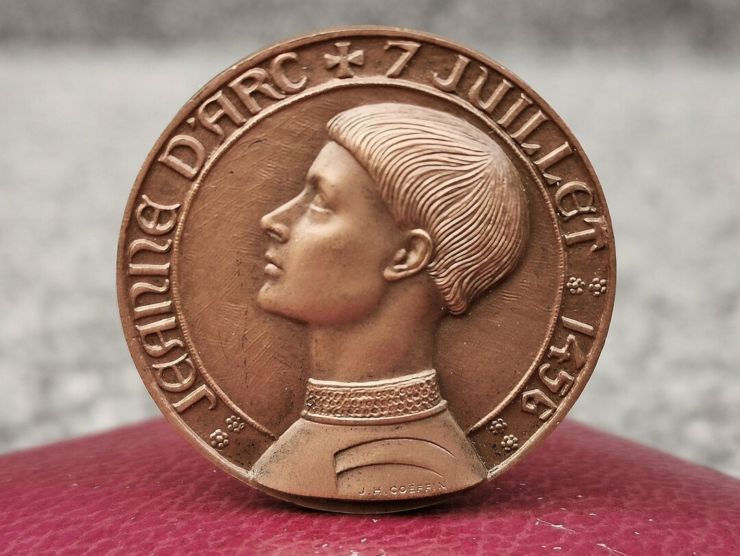 Joan of Arc Bronze Medal & Box Coeffin 1956, Jeanne D'arc French ...