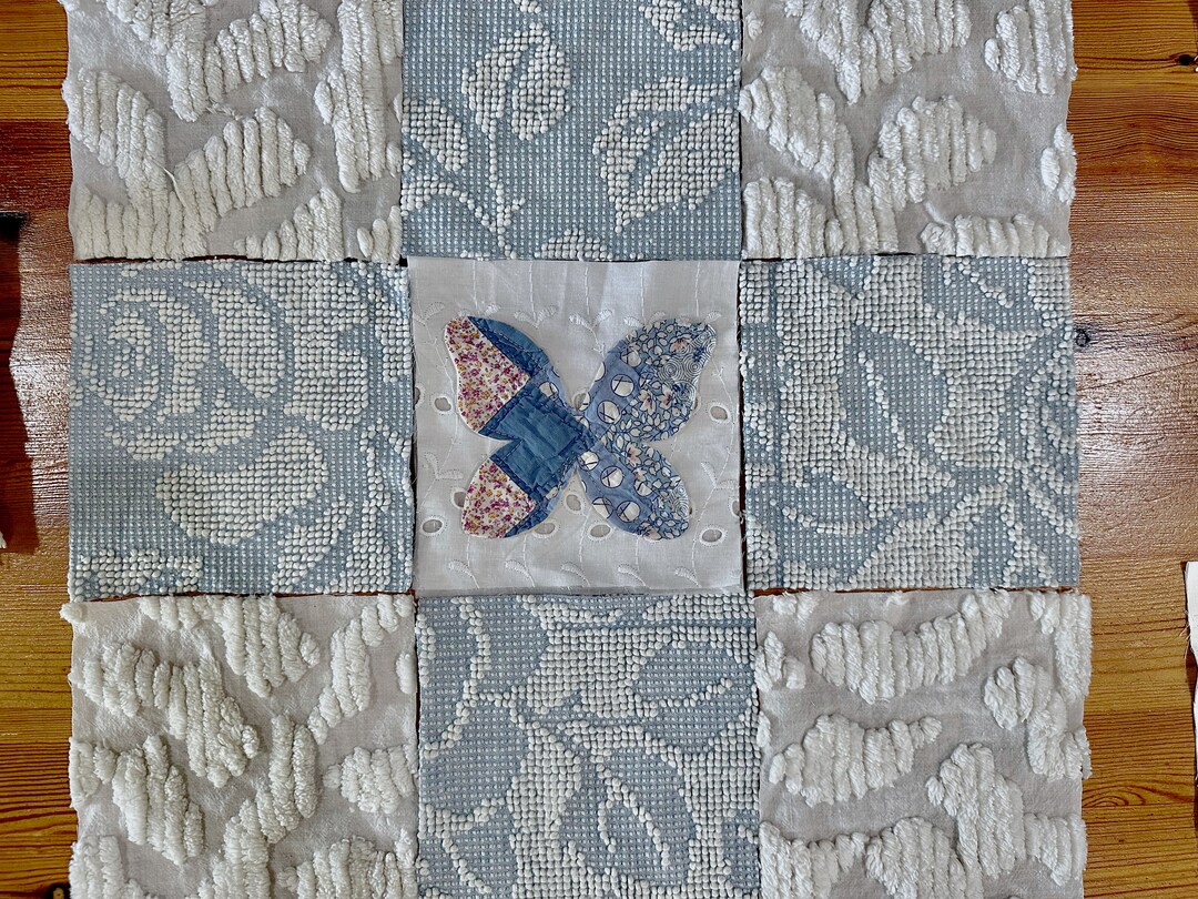 DIY Sewing Project to Make (1) Nine Square Pillow - Center Square is ...