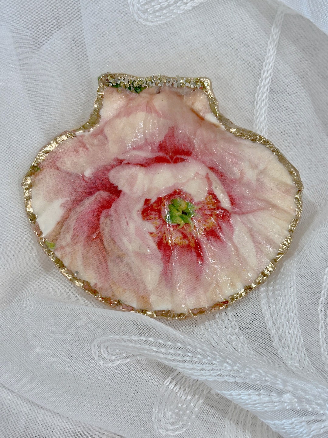 Clam Sea Shell - Floral Pattern With Gold Painted Rim and Gold Glitter ...